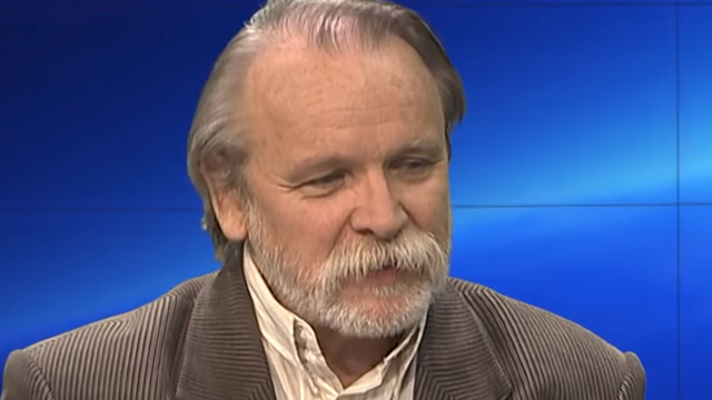 ADAM BOROWSKI: O SPRZEDAWCZYKACH POLSKI SŁÓW KILKA | Gazeta Polska VOD ...